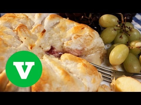Camembert And Cranberry Parcel: We ♥ Food - YouTube
