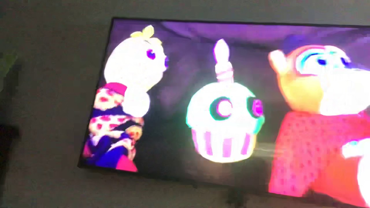 Reacts to cancelled Halloween made by wavy dev plush - YouTube