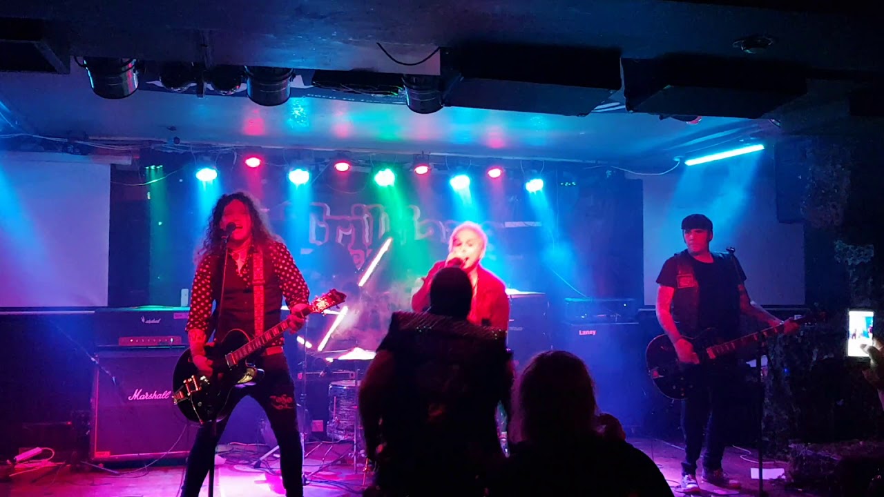 The Spangles & Danny McCormack (The Wildhearts) - Holidays in the Sun ...