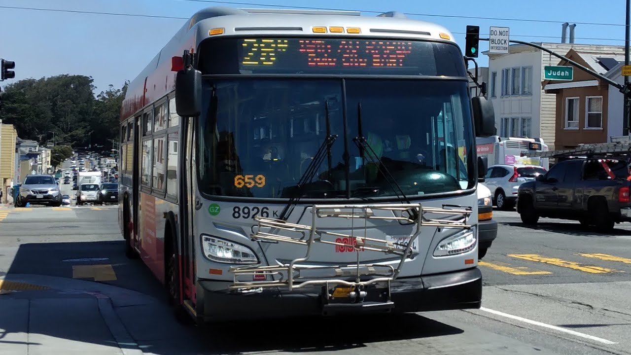 SF Muni 2018 New Flyer XDE40 #8926 on Route 28R 19th Avenue Rapid - YouTube