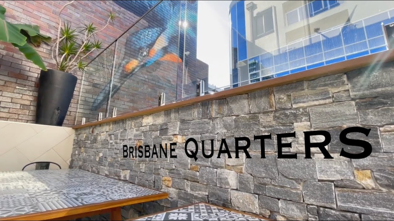 HOSTEL TOUR--Brisbane Quarters feat. Roma Street Park - YouTube