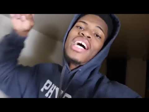 doing the nasty with pennywise at 3am omg i made him float ...