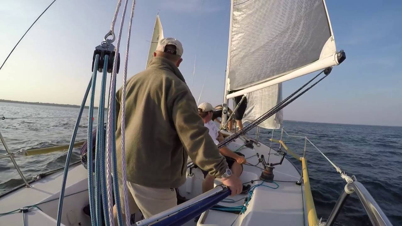 RYC Wednesday night racing on J-29 "Fore Sail" - YouTube