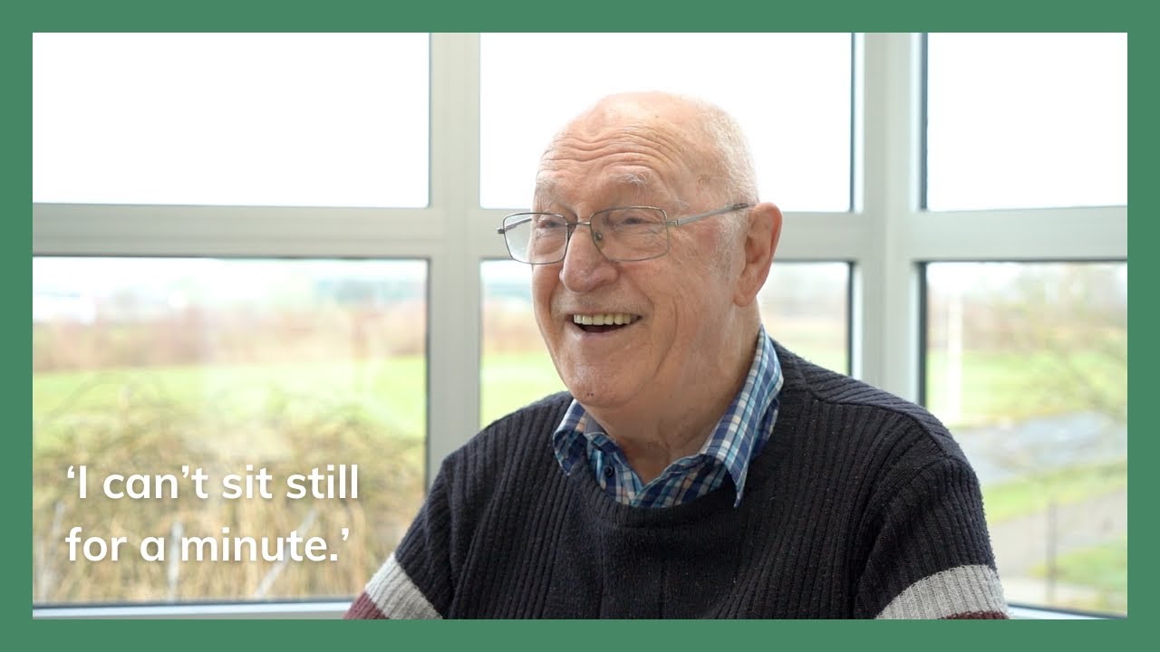 80 years old and still working - Dolf Hofman - YouTube