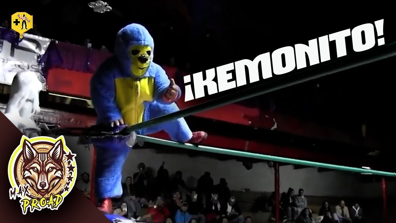 Kemonito es espectacular, escala a lo más alto del ring y conecta unas ...