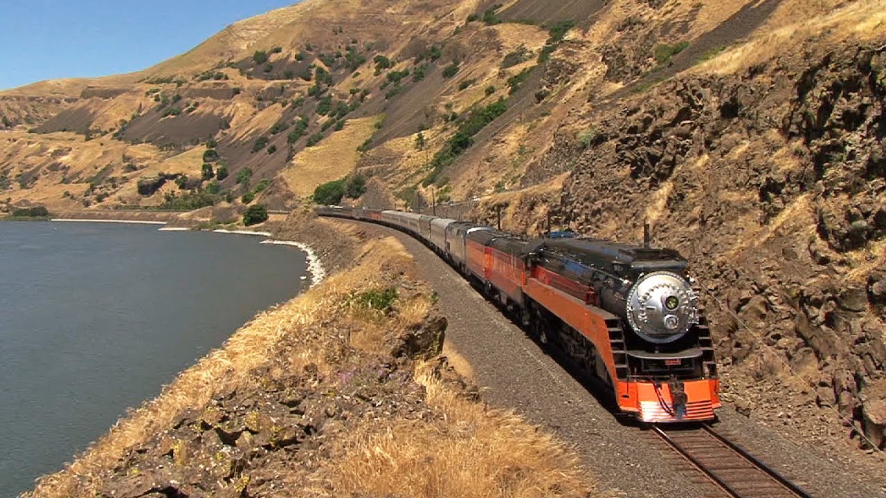 SP 4449 - Cascades Daylight 2017 - Portland to Bend - YouTube