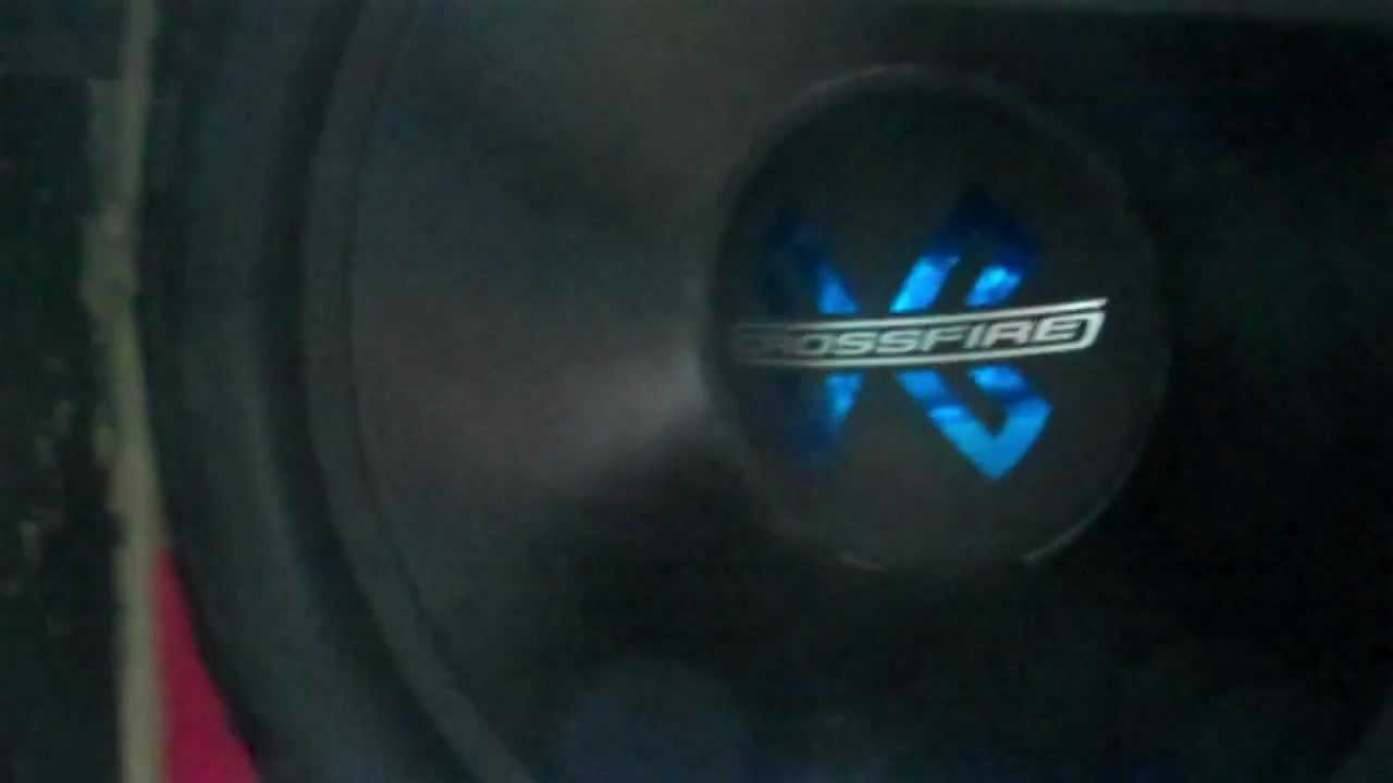 Sealed off - Crossfire XS V2 18" - Crossfire VR4000D - YouTube