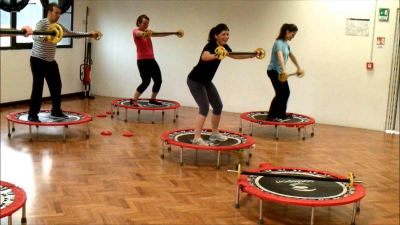 TOTAL BODY JUMP - YouTube