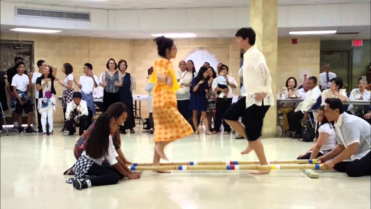 Philippine Tinikling Bamboo Dance Performance - YouTube