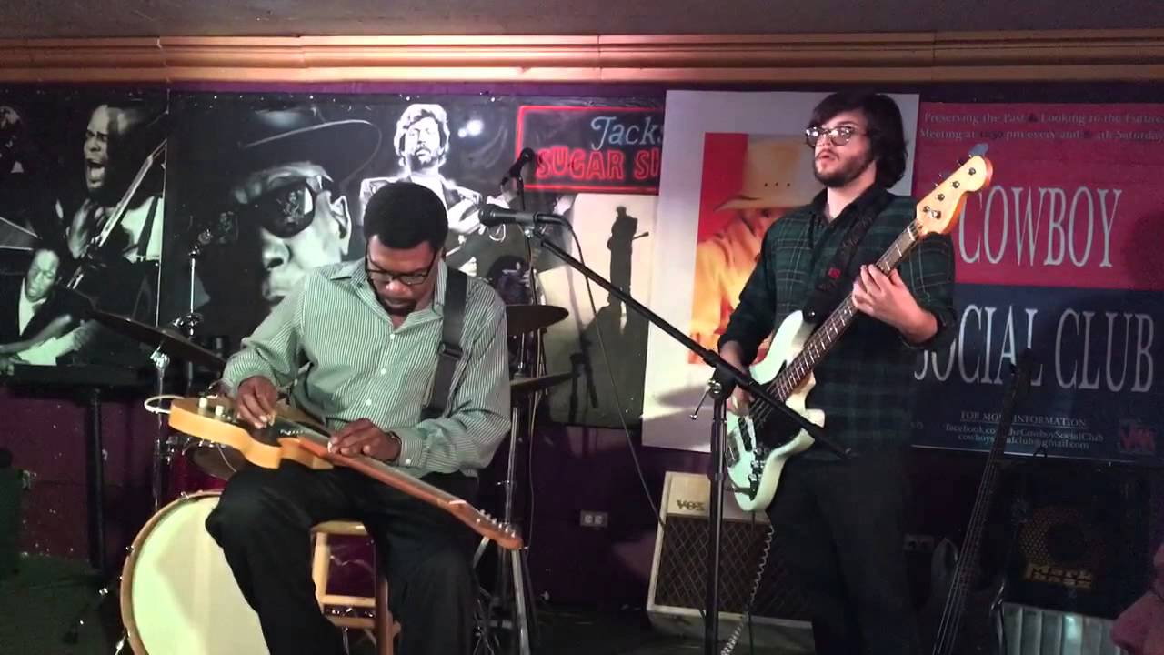 Kee Eso Pitchford and Waylon Rector LIVE at the Viva Cantina - YouTube