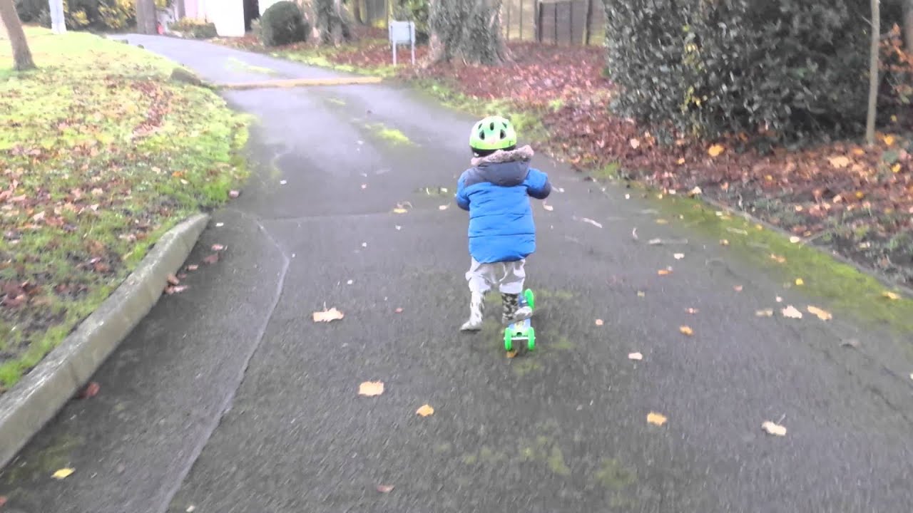 Daniel northey scooter - YouTube