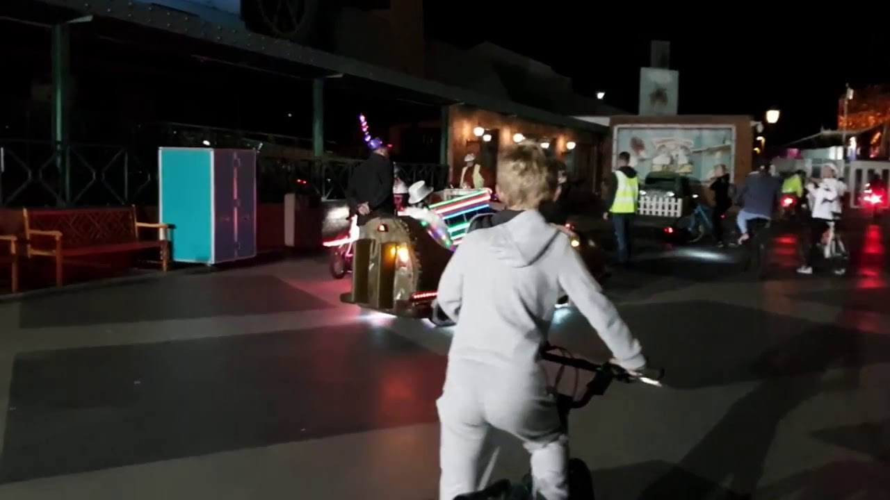 Riding the Blackpool lights in the rocket tram 2018 - YouTube