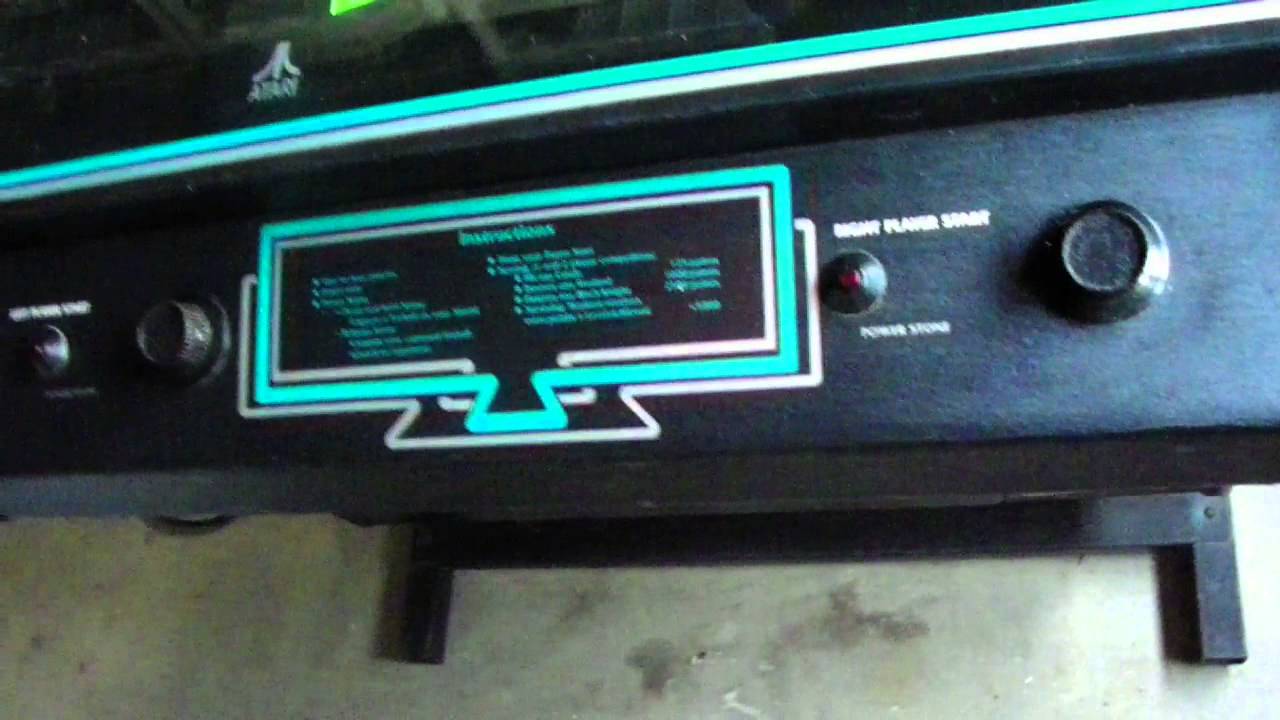 Warlords Cocktail Table Martin - YouTube