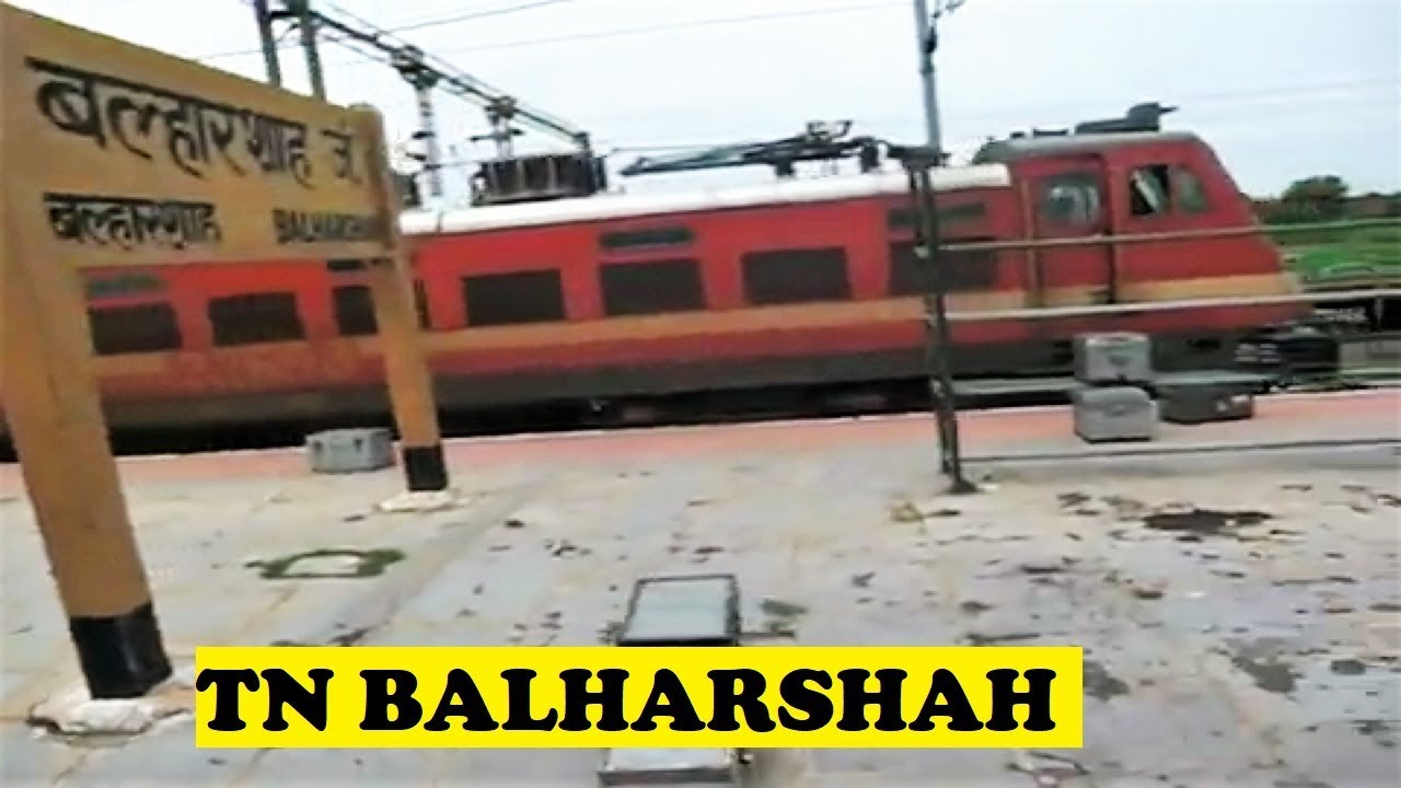 Tamil Nadu Overtakes & Departs Balharshah Junction - YouTube