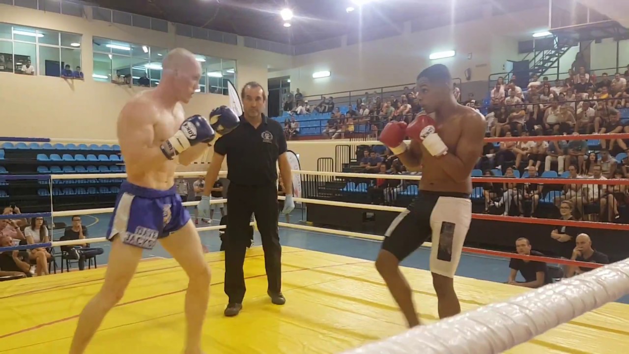 Bismark vs Danny Hammer KO!!! Arona Pro Fight - YouTube