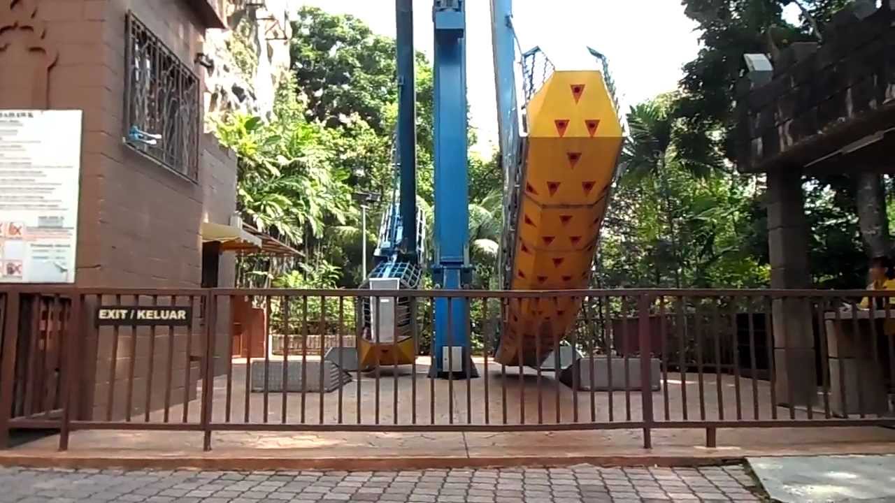Tomahawk Sunway Lagoon - YouTube