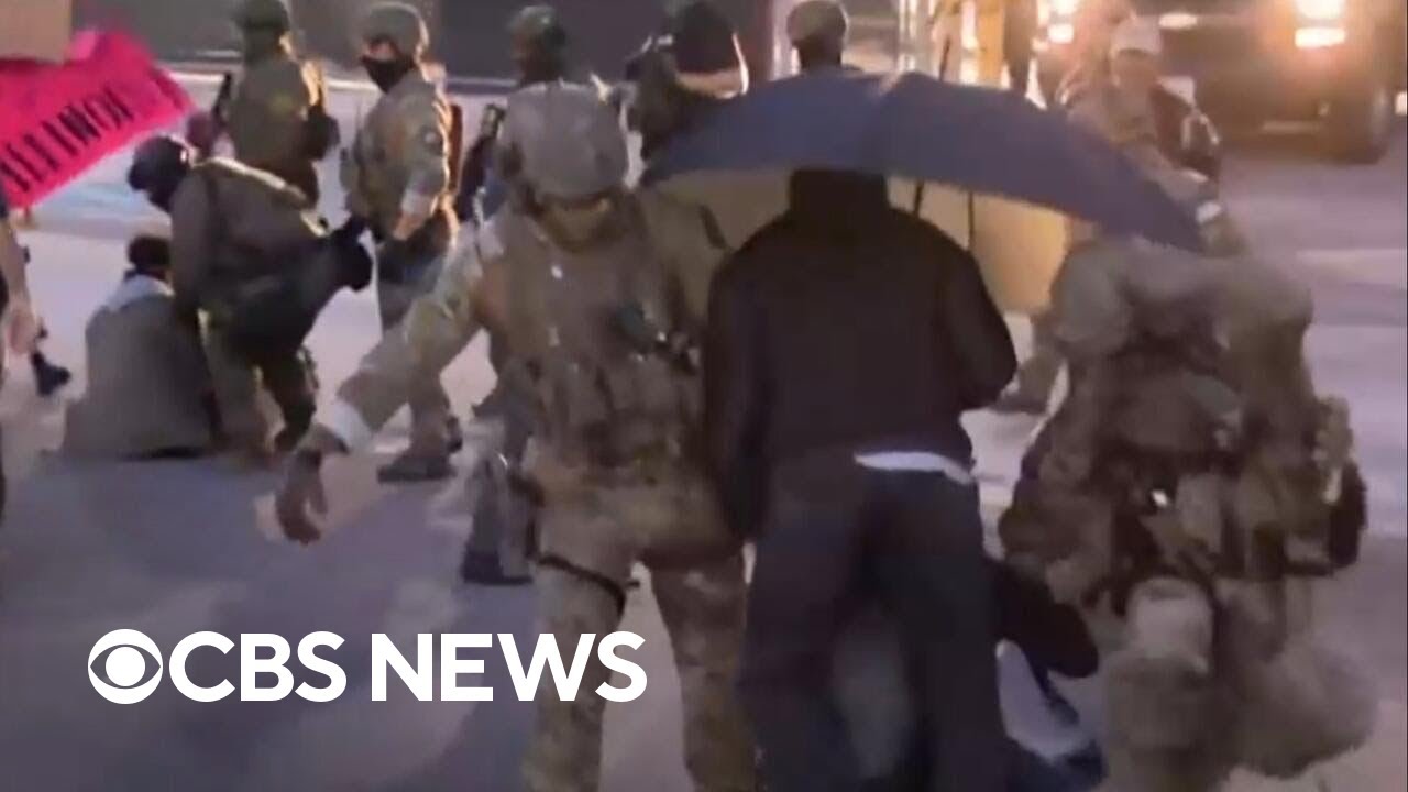 Video shows ICE protesters being dragged by agents near Chicago - YouTube