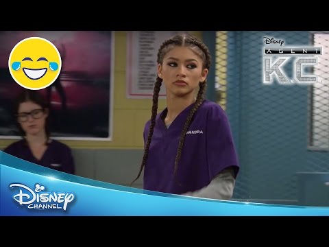 Infiltration dans le Groupe | L'Agent K.C. | Disney Channel BE