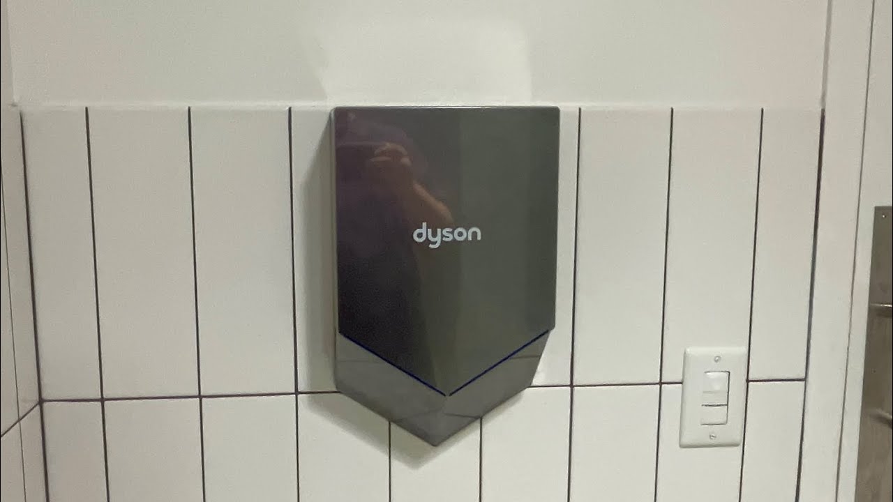 Dyson Airblade V | GAP/Athleta, Rookwood Commons | Norwood,OH - YouTube