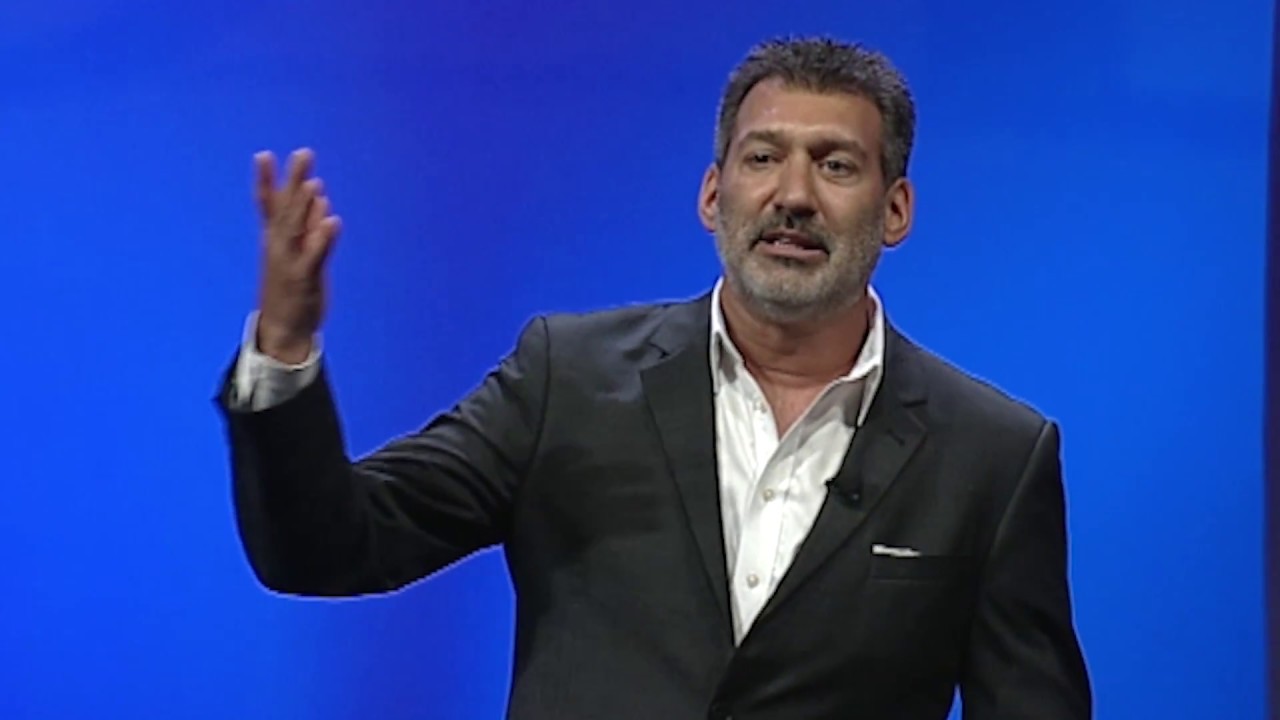 Customer Experience Keynote Speaker David Avrin Preview Reel - YouTube