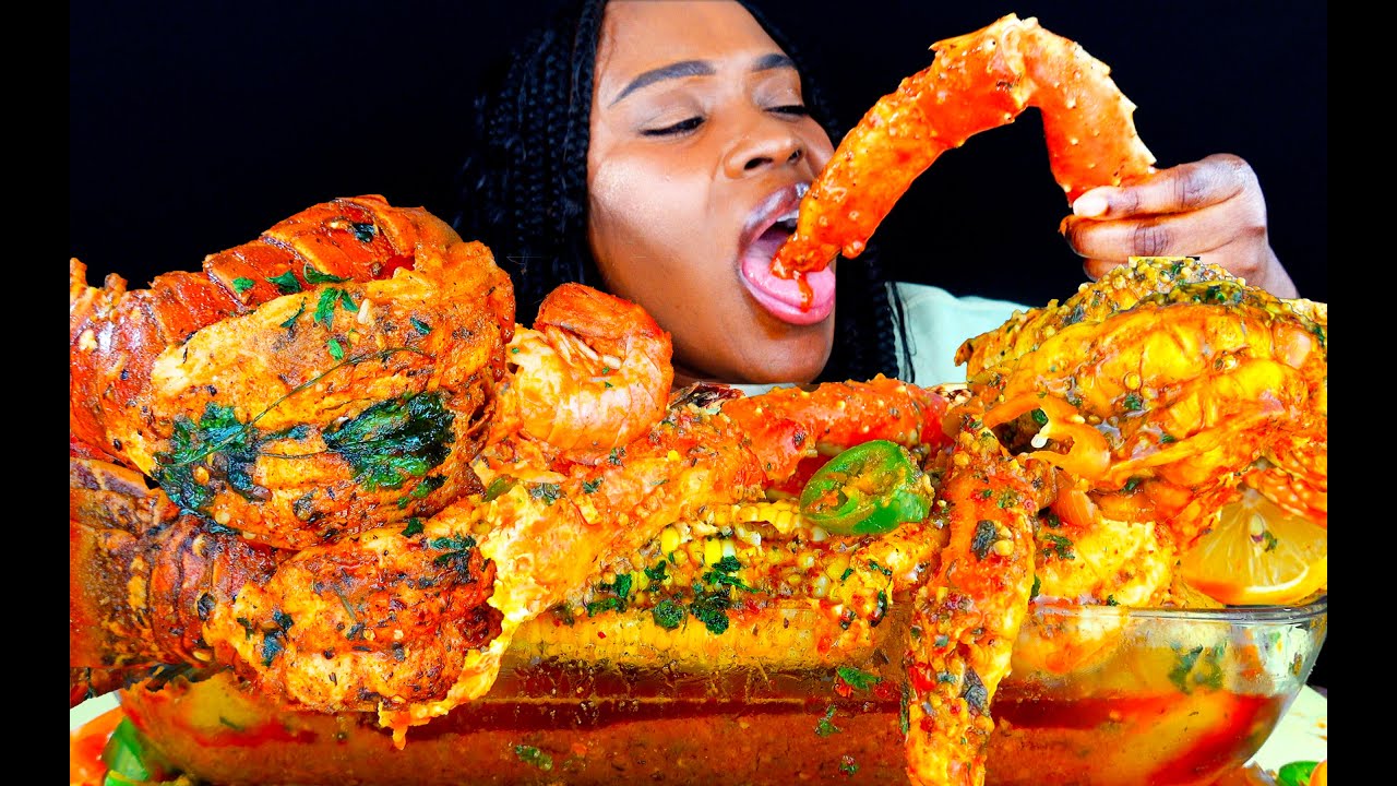 KING CRAB SEAFOOD BOIL MUKBANG | SEAFOOD MUKBANG | CHEESY ALFREDO SAUCE ...