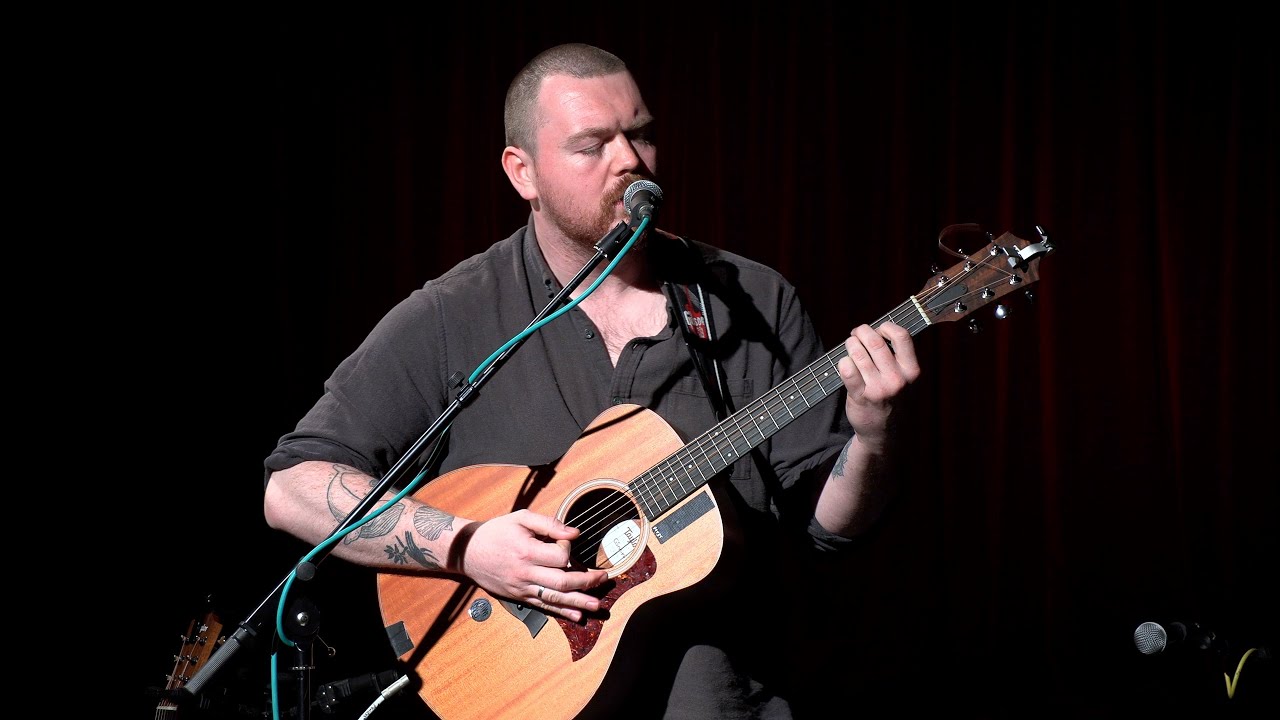 Leo Bargery of Mt. Doubt performing "Yawn When I Do" at Braemar during ...