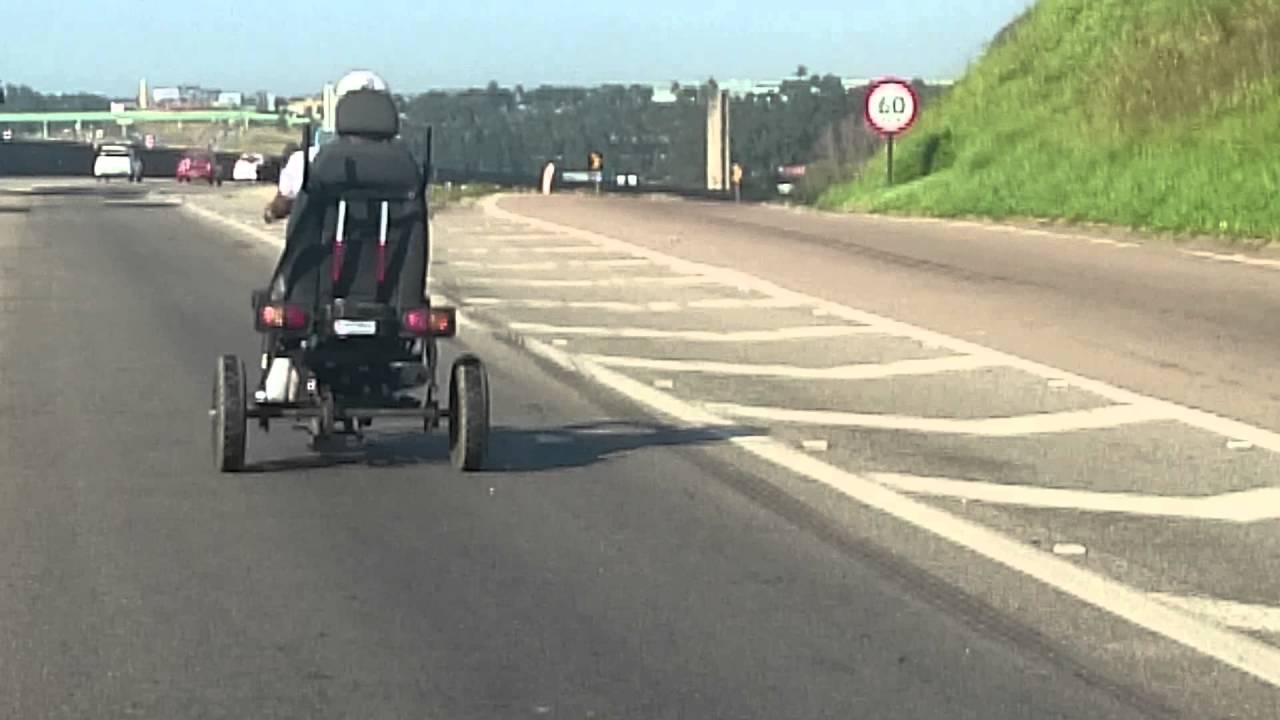 Honda Biz diferente / Weird Honda Scooter - YouTube