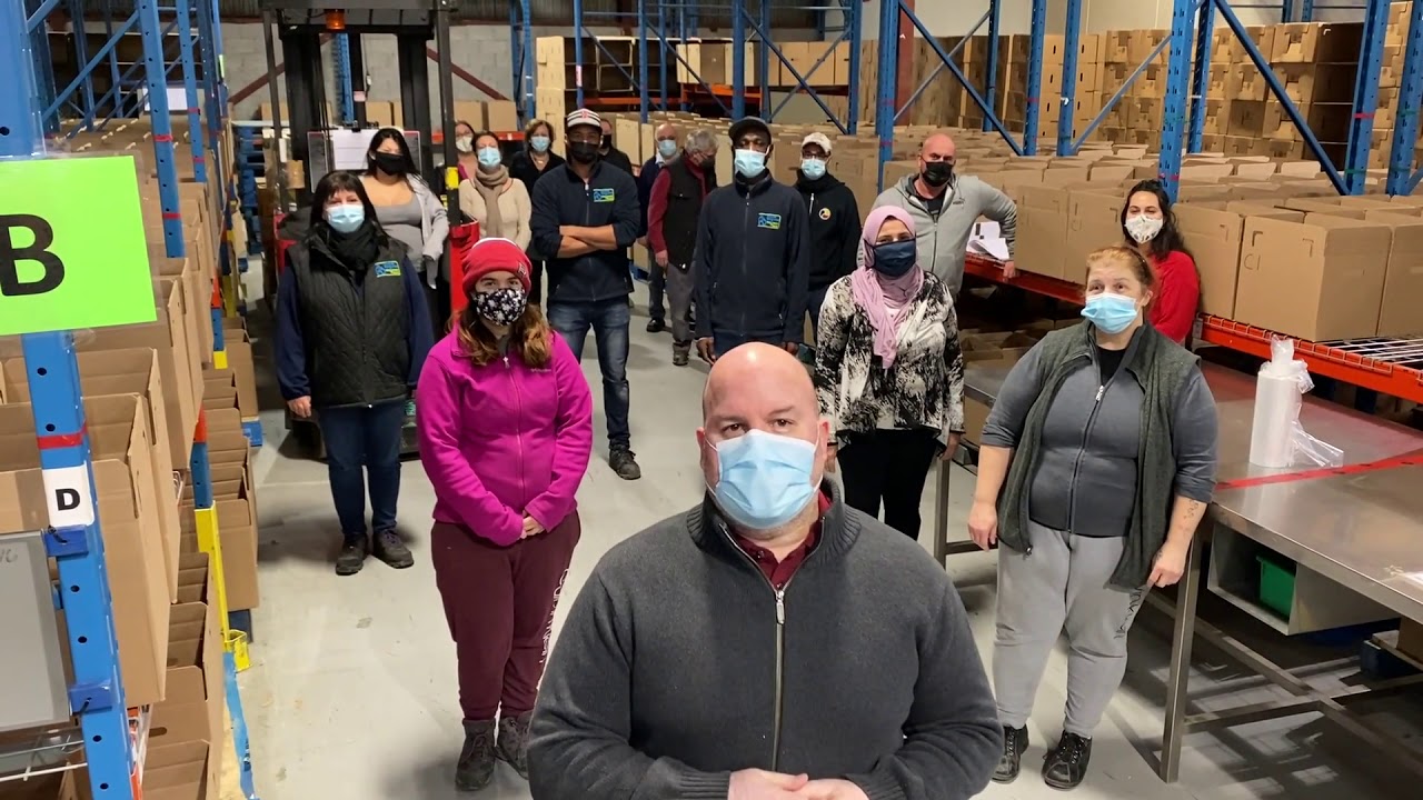 Message du Centre de bénévolat et moisson Laval - YouTube