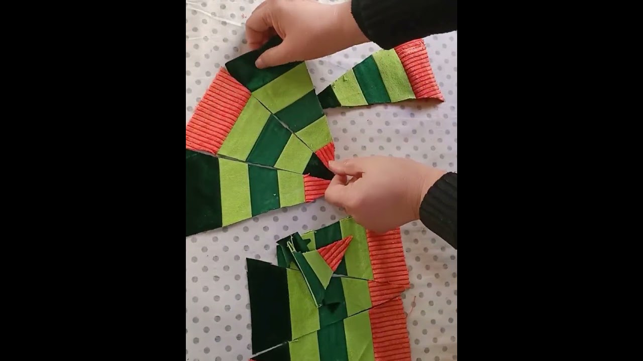 Four color cloth strip sewing round cloth method - YouTube