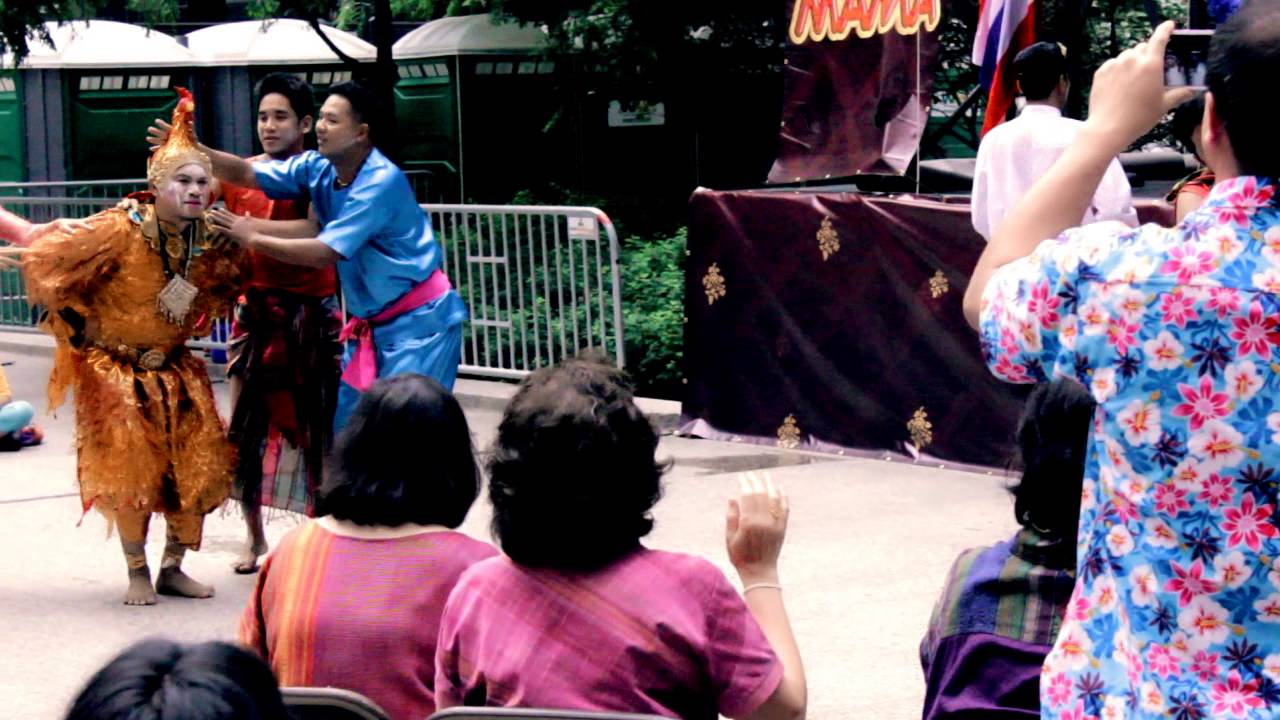 Chicago Thai Fest 2014 Chicken Fight - YouTube
