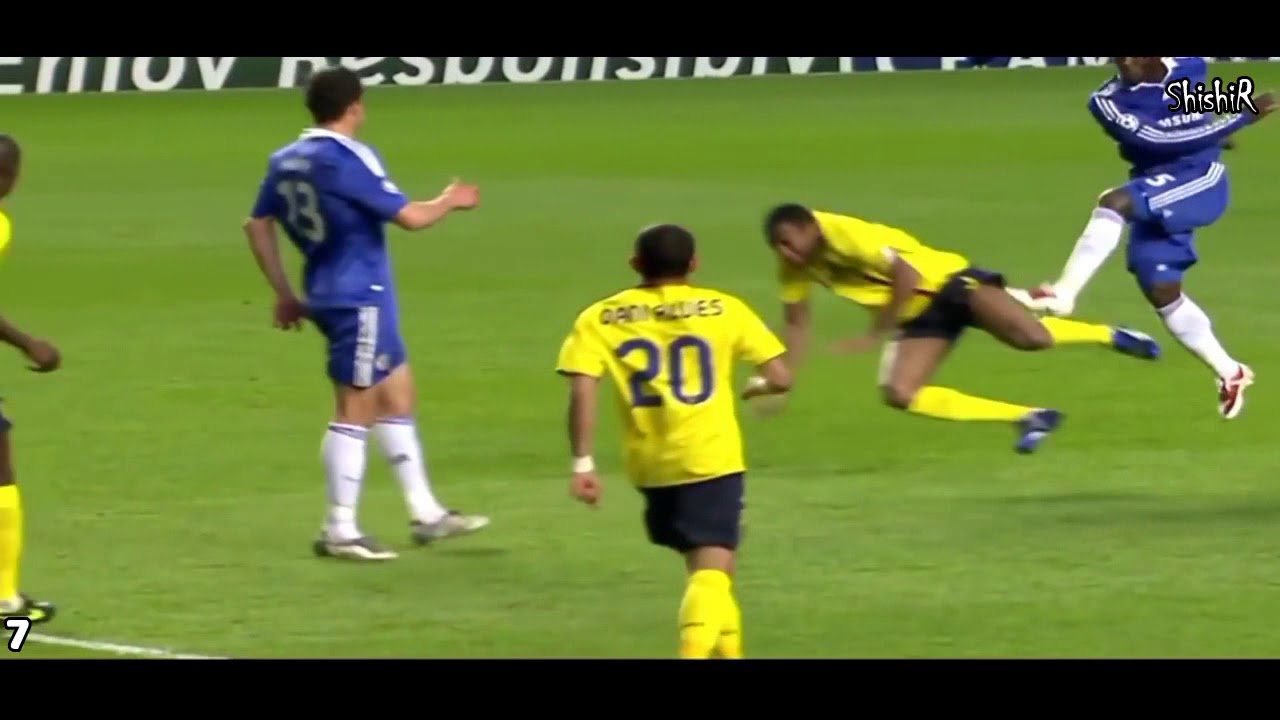 10 Most Powerful Crossbar & Post Shots in Football. - YouTube