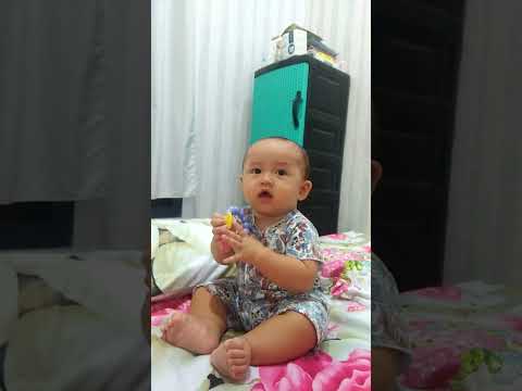 kelakuan bocil habis mandi..