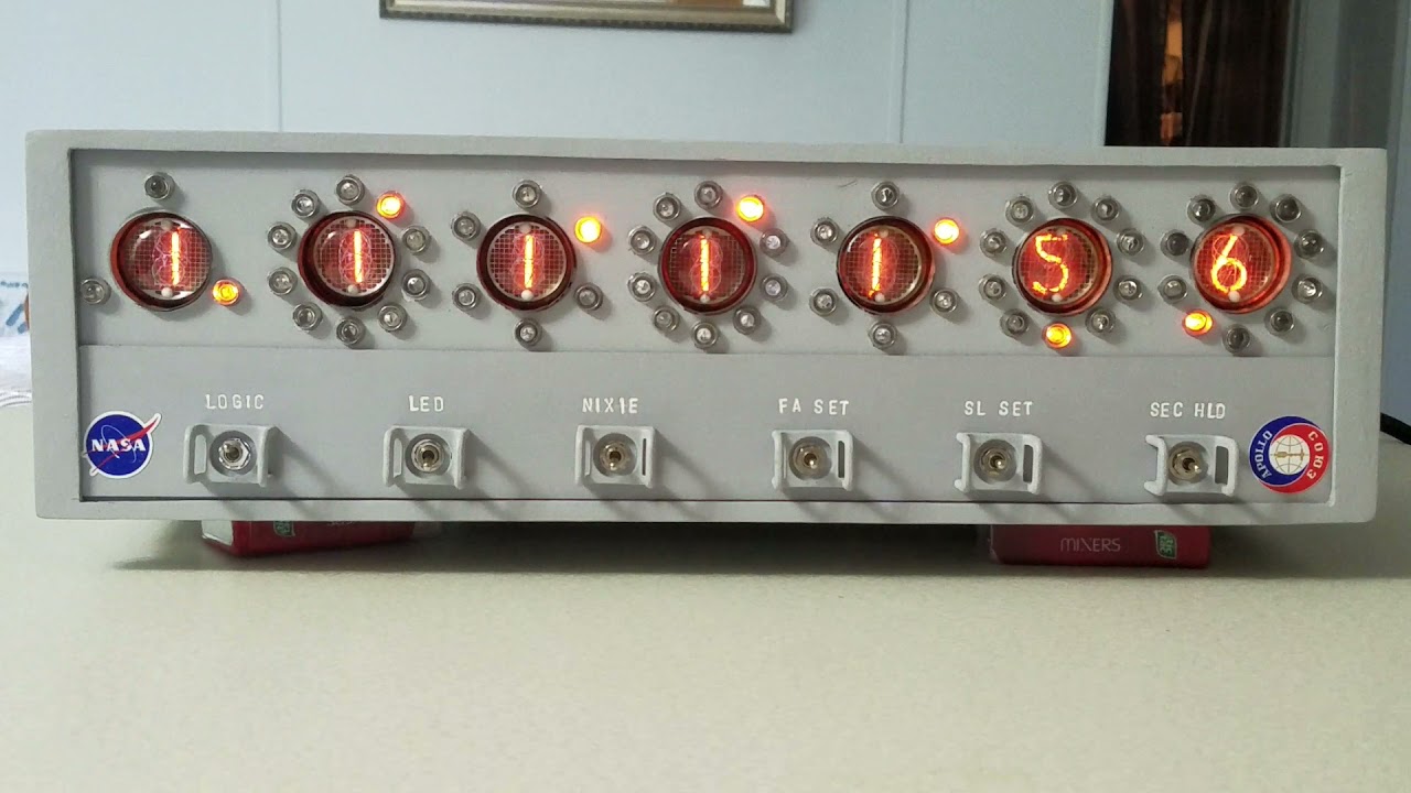 NIXIE tube clock (Apollo/Soyuz tribute) - YouTube
