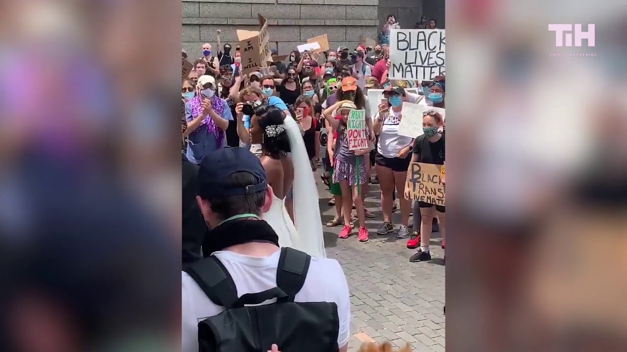 Couple Gets Married During Protests in Philadelphia - YouTube