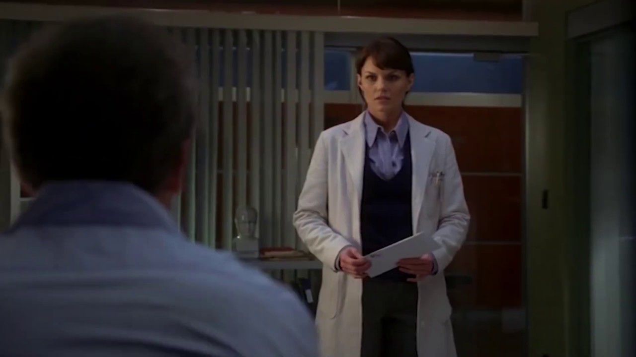 House and Cameron kiss for the first time - YouTube