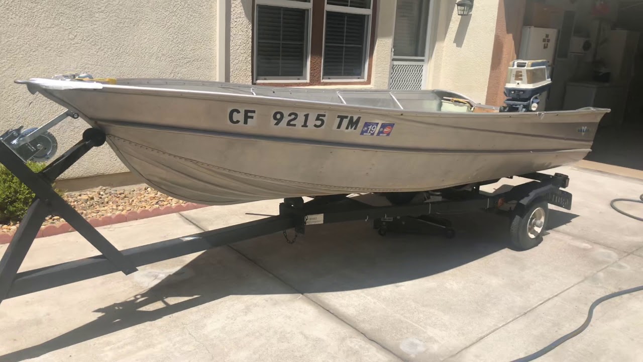 12 foot Valco boat - YouTube