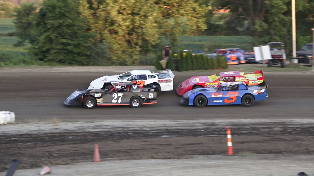 Pro Late Heat Race #1 at Silver Bullet Speedway, Michigan!! - YouTube