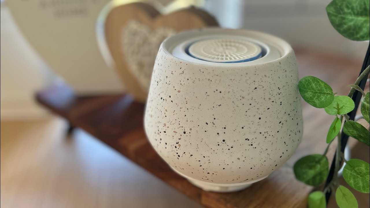 Check Out our New Scentsy Tabletop Diffuser - YouTube