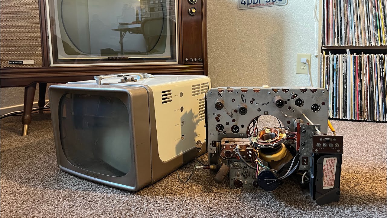 Vintage TV look around: My first TV 1956 G.E - YouTube