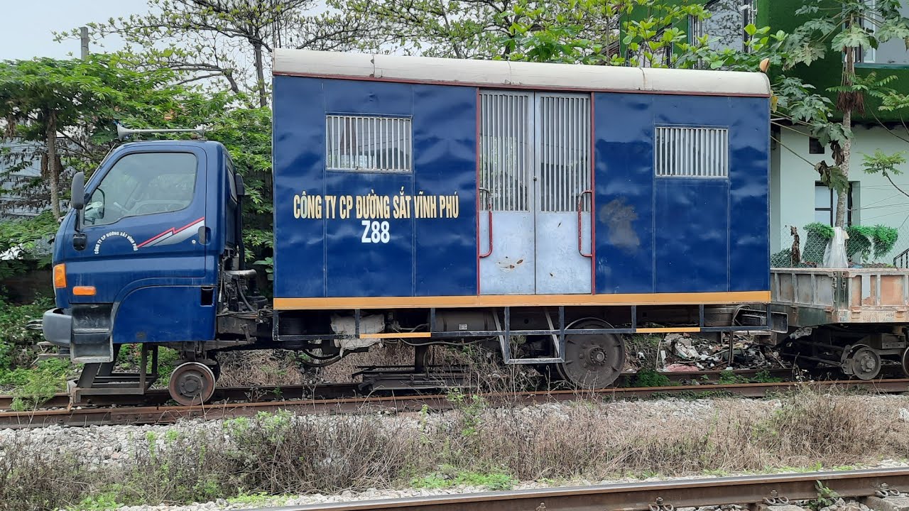 【𝟳𝟰𝟮】 Ga Phúc Yên: ngắm sơ bộ chiếc xe goòng Z88 độc đáo nhất ngành ...