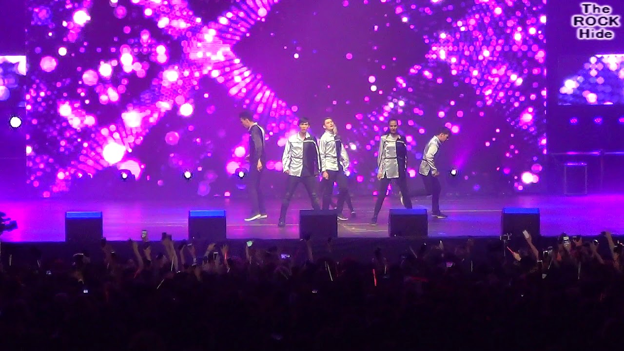 ASTRO - Again dance cover by HitWave [KCDF 2018 (08.06.2018)] - YouTube