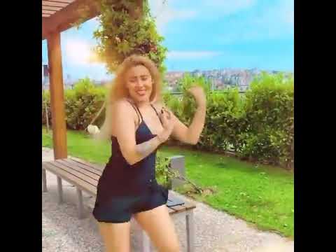 The beautiful dance of the blonde girl.#short #dance #girl