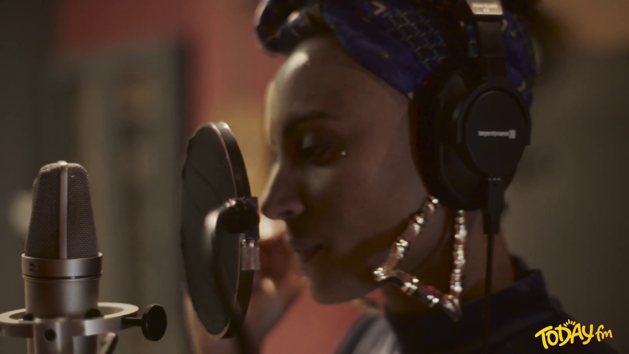 Loah - Dancing in the Moonlight (Thin Lizzy Cover - Today FM) - YouTube