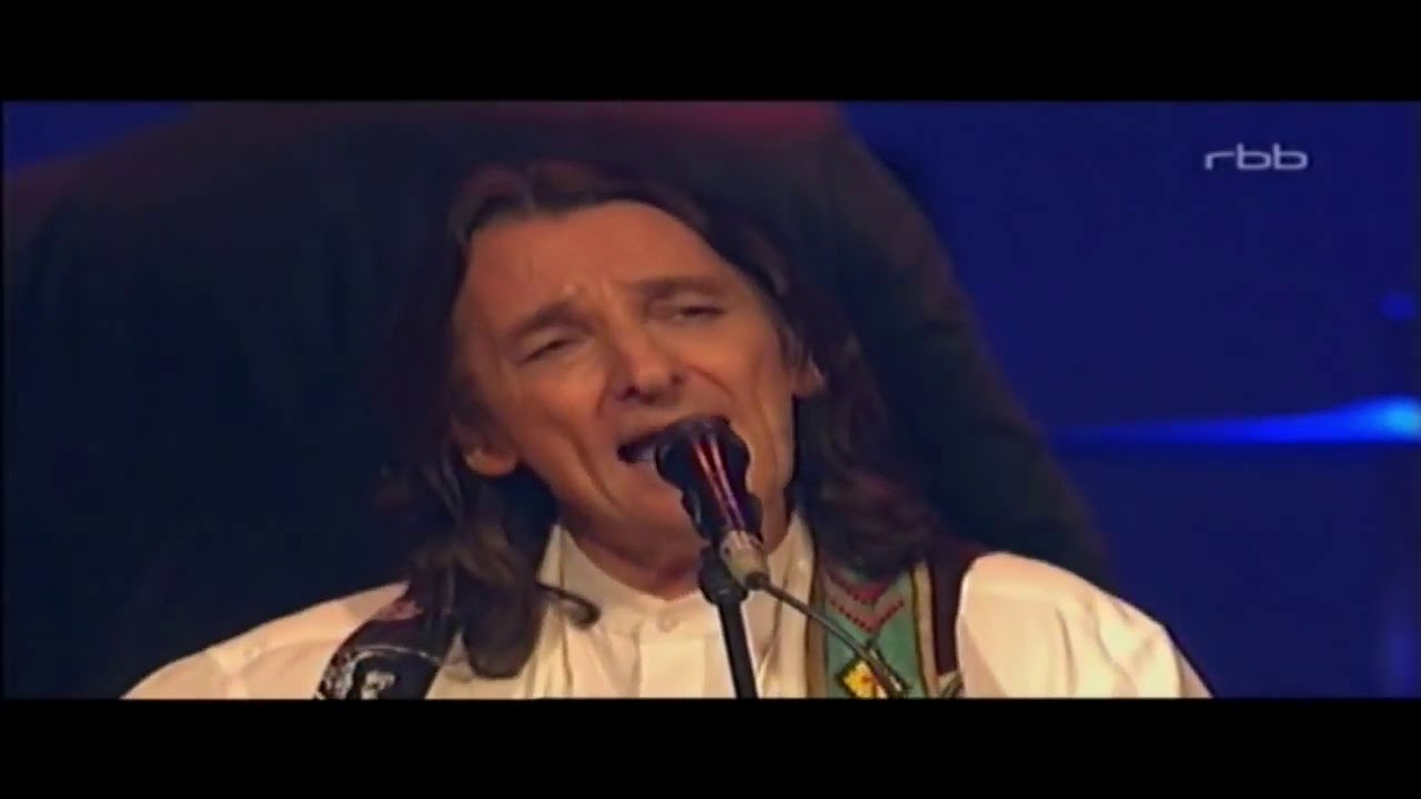 Give a Little Bit - Roger Hodgson (Supertramp Singer-Songwriter) with ...