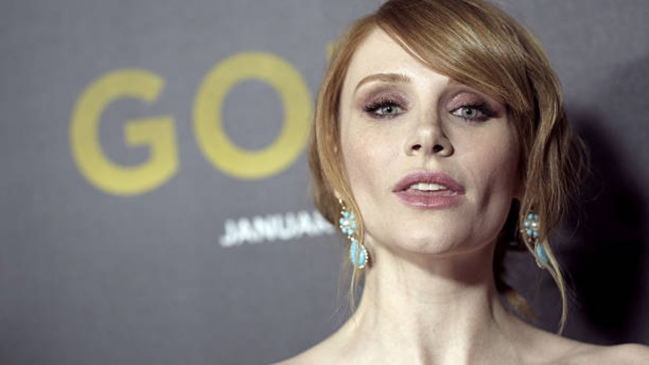 Bryce Dallas Howard, 44, Flaunts Her CURVES in Latest Photos 🔥📸 - YouTube