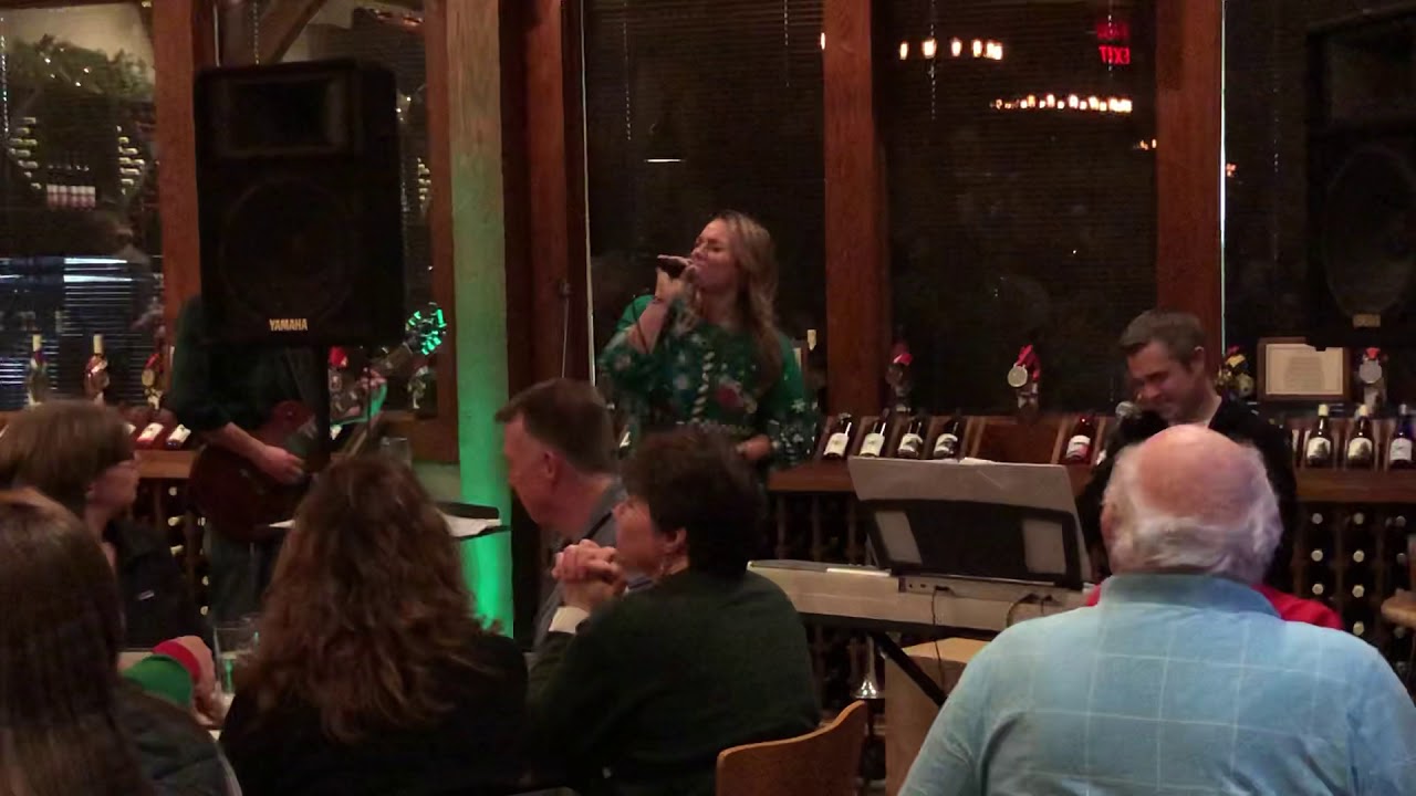 Meghan Samsel singing Tennessee Whiskey at Owera Vineyards with Aaron ...