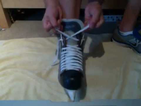 How to Tie Hockey Skates Tightly - YouTube
