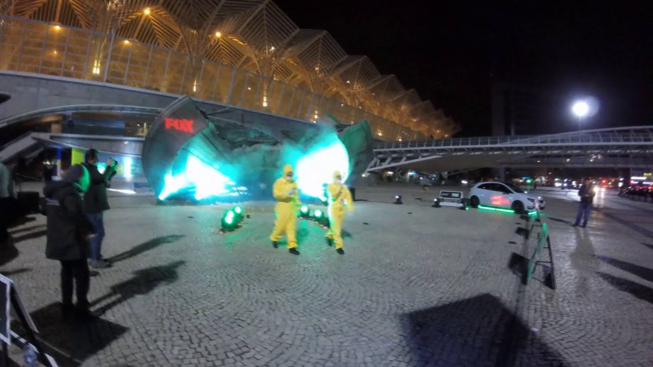 Crashed UFO fox Lisbon / Ovni Lisboa - YouTube