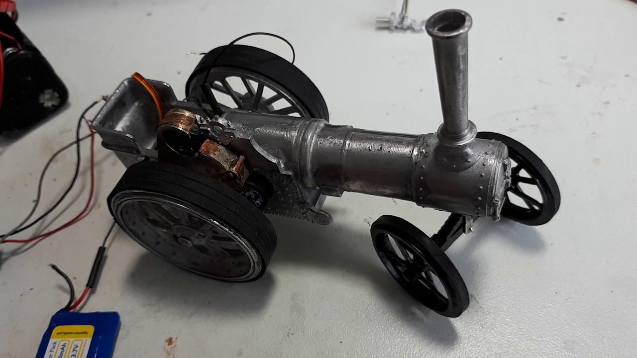 1:43 RC Traction Engine - steering improved - YouTube