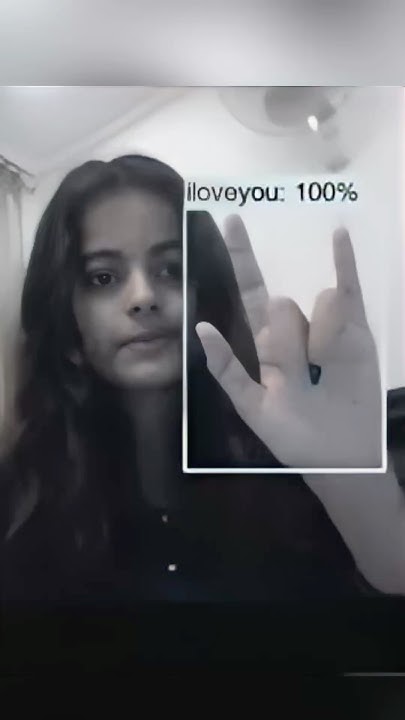 College Student Builds AI to Translate Sign Language to Text 👆 - YouTube